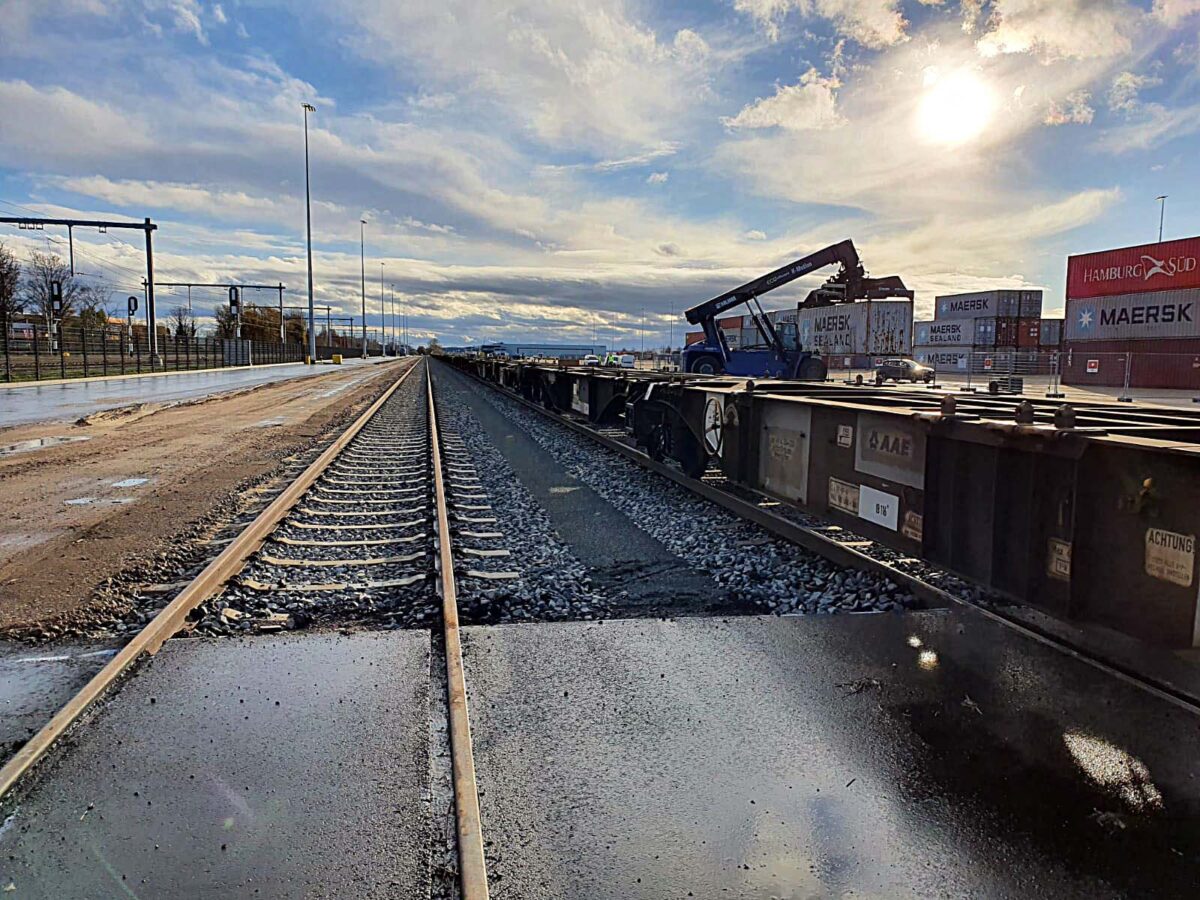 Logistieke analyse Cabooter Railterminal Greenport Venlo - logitech.nl